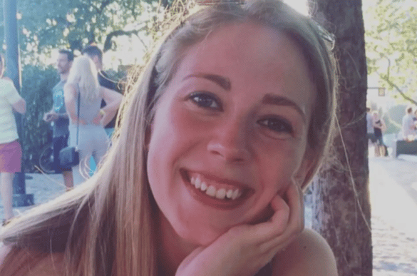 Mom, 30, Dies Suddenly Days After Giving Birth to Second Son Breaking ...